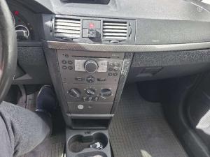 Blue Opel Meriva 2006 in Vilnius, with an engine capacity of 1.80 L and mileage of 169 thousand km for 950 €, photo 6 on AUTOMOTO.COM.LV