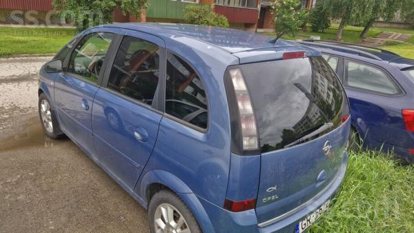 Blue Opel Meriva 2007 in Aizkraukle, with an engine capacity of 1.80 L and mileage of 138 thousand km for 2000 €, photo 4 on AUTOMOTO.COM.LV