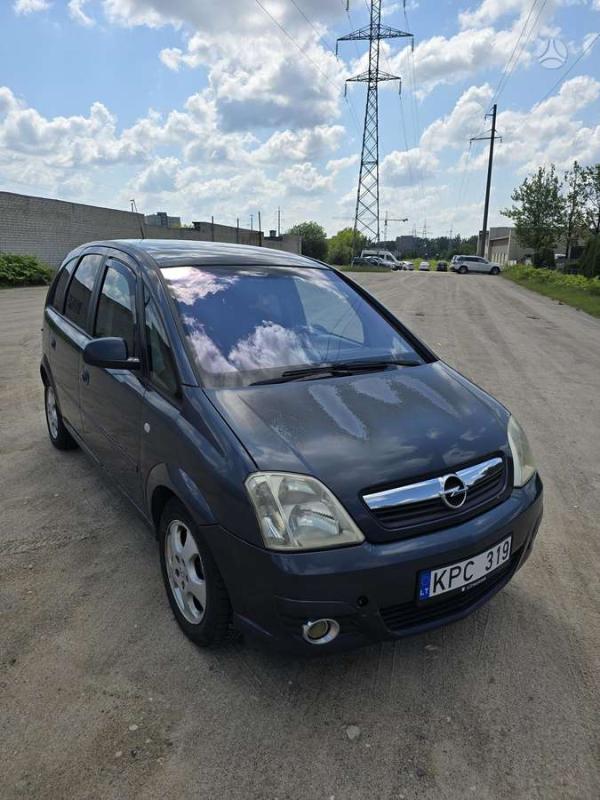 Blue Opel Meriva 2007 in Kaunas, with an engine capacity of 1.69 L and mileage of 375 thousand km for 600 €, photo 1 on AUTOMOTO.COM.LV
