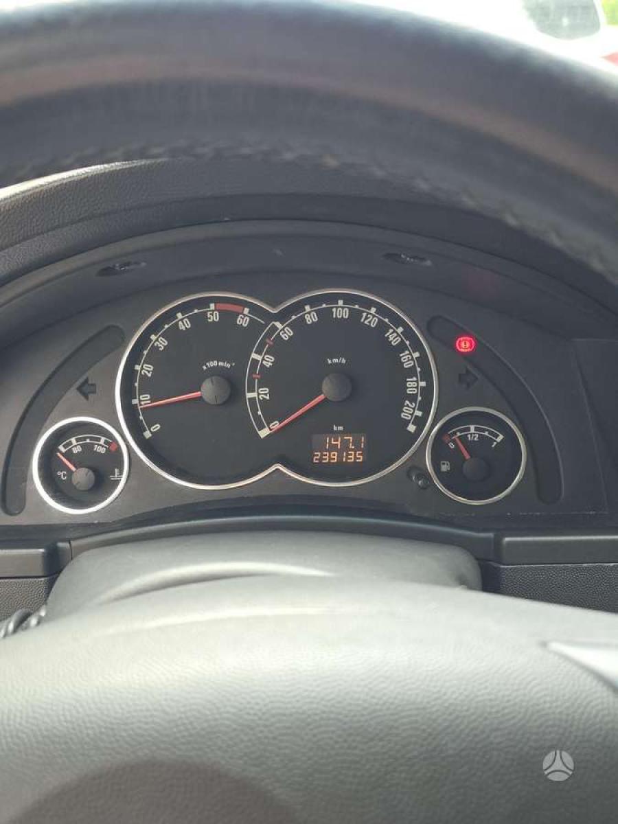 Zils Opel Meriva 2007 Viļņa, ar dzinēja tilpumu 1.69 L un nobraukumu 239 tūkst. km par 2500 €, foto 9 vietnē AUTOMOTO.COM.LV