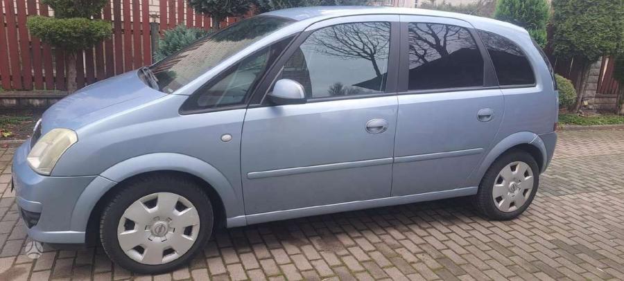 Blue Opel Meriva 2008 in Jonava, with an engine capacity of 1.40 L and mileage of 105 thousand km for 1450 €, photo 1 on AUTOMOTO.COM.LV