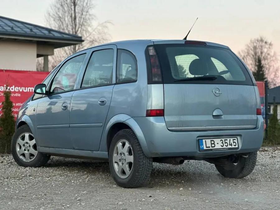 Blue Opel Meriva 2008 in Jelgava, with an engine capacity of 1.70 L and mileage of 255 thousand km for 1600 €, photo 7 on AUTOMOTO.COM.LV