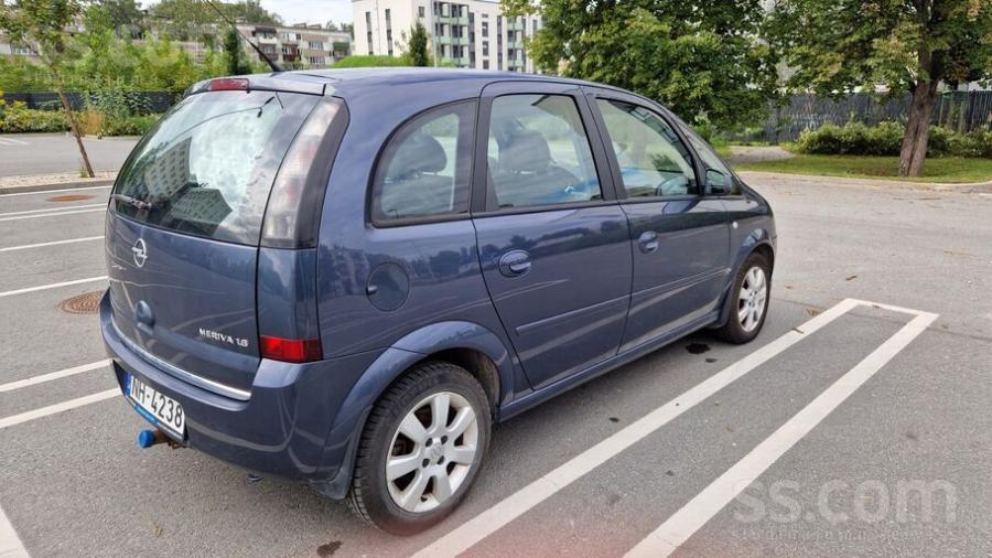 Blue Opel Meriva 2008 in Riga, with an engine capacity of 1.60 L and mileage of 181 thousand km for 1200 €, photo 5 on AUTOMOTO.COM.LV