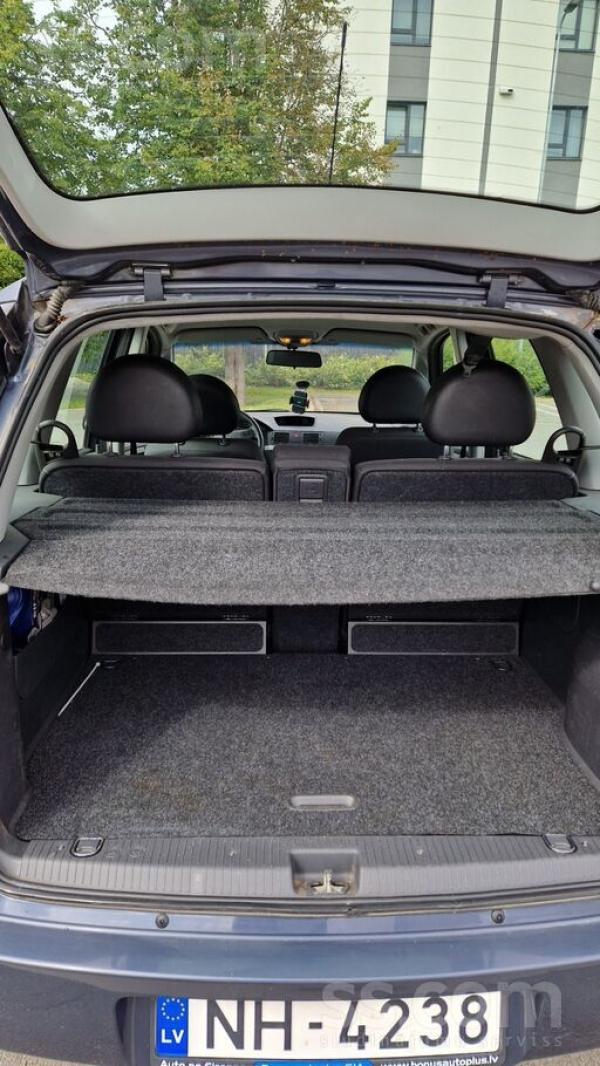 Zils Opel Meriva 2008 Rīga, ar dzinēja tilpumu 1.60 L un nobraukumu 181 tūkst. km par 1200 €, foto 11 vietnē AUTOMOTO.COM.LV