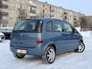 Blue Opel Meriva 2009 in Rezekne, with an engine capacity of 1.40 L and mileage of 240 thousand km for 1590 €, photo 3 on AUTOMOTO.COM.LV