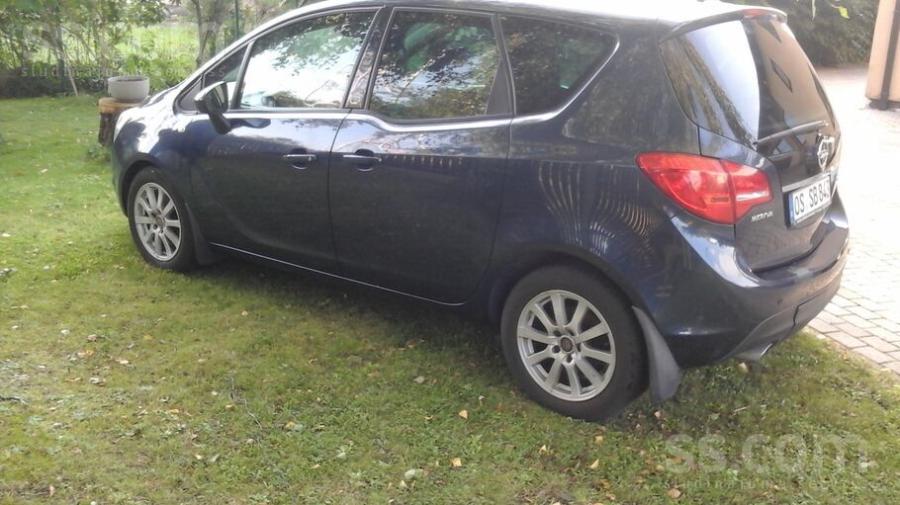 Zils Opel Meriva 2010 Ogre, ar dzinēja tilpumu 1.70 L un nobraukumu 228 tūkst. km par 3650 €, foto 7 vietnē AUTOMOTO.COM.LV