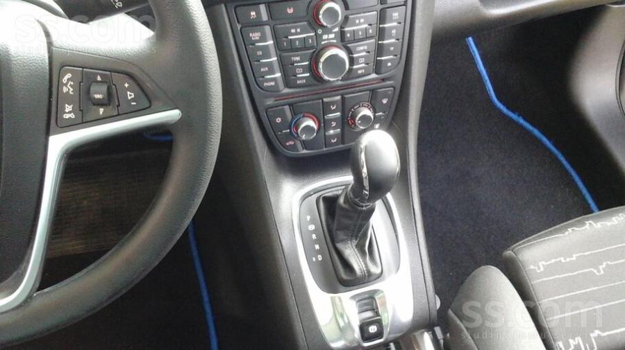 Zils Opel Meriva 2010 Ogre, ar dzinēja tilpumu 1.70 L un nobraukumu 228 tūkst. km par 3650 €, foto 27 vietnē AUTOMOTO.COM.LV