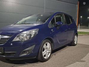 Zils Opel Meriva 2011 Kauņa, ar dzinēja tilpumu 1.69 L un nobraukumu 210 tūkst. km par 3300 €, foto  vietnē AUTOMOTO.COM.LV
