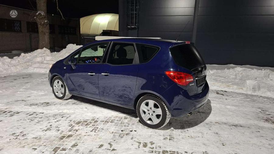 Zils Opel Meriva 2011 Kauņa, ar dzinēja tilpumu 1.69 L un nobraukumu 210 tūkst. km par 3200 €, foto 9 vietnē AUTOMOTO.COM.LV
