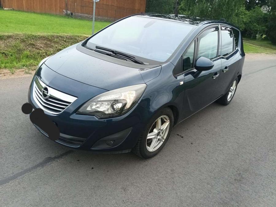 Zils Opel Meriva 2011 Tauragė, ar dzinēja tilpumu 1.69 L un nobraukumu 202 tūkst. km par 3400 €, foto 1 vietnē AUTOMOTO.COM.LV