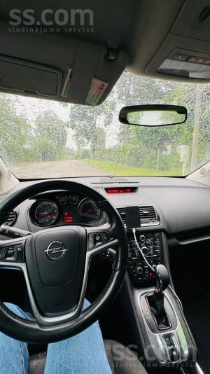 Zils Opel Meriva 2011 Rīga, ar dzinēja tilpumu 1.70 L un nobraukumu 159 tūkst. km par 3990 €, foto 4 vietnē AUTOMOTO.COM.LV
