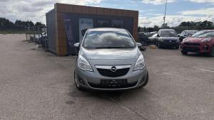 Zils Opel Meriva 2011 Marijampole, ar dzinēja tilpumu 1.40 L un nobraukumu 88 tūkst. km par 4200 €, foto 12 vietnē AUTOMOTO.COM.LV