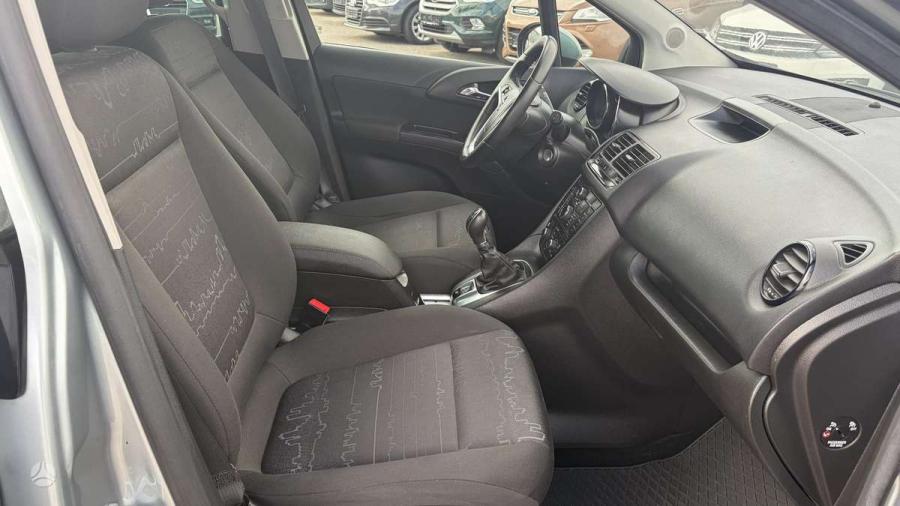 Zils Opel Meriva 2011 Marijampole, ar dzinēja tilpumu 1.40 L un nobraukumu 88 tūkst. km par 4200 €, foto 20 vietnē AUTOMOTO.COM.LV