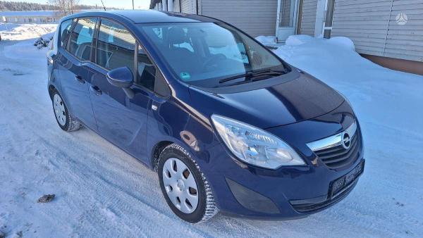 Blue Opel Meriva 2012 in Vilnius, with an engine capacity of 1.36 L and mileage of 96 thousand km for 3950 €, photo 4 on AUTOMOTO.COM.LV