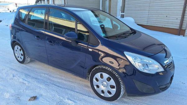 Blue Opel Meriva 2012 in Vilnius, with an engine capacity of 1.36 L and mileage of 96 thousand km for 3950 €, photo 5 on AUTOMOTO.COM.LV