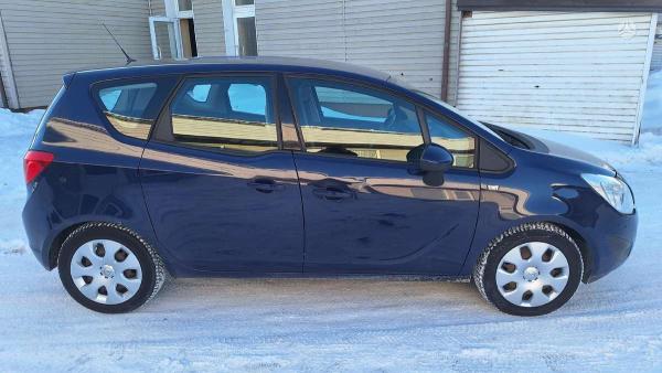 Blue Opel Meriva 2012 in Vilnius, with an engine capacity of 1.36 L and mileage of 96 thousand km for 3950 €, photo 6 on AUTOMOTO.COM.LV