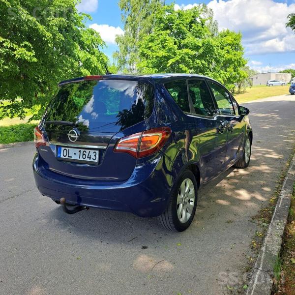 Blue Opel Meriva 2014 in Rezekne, with an engine capacity of 1.60 L and mileage of 0 thousand km for 4450 €, photo 4 on AUTOMOTO.COM.LV