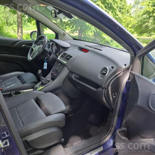 Blue Opel Meriva 2014 in Rezekne, with an engine capacity of 1.60 L and mileage of 0 thousand km for 4450 €, photo 8 on AUTOMOTO.COM.LV