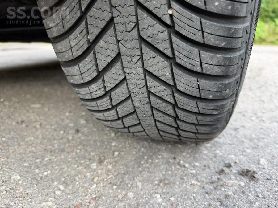 Zils Opel Meriva 2016 Jūrmala, ar dzinēja tilpumu 1.60 L un nobraukumu 250 tūkst. km par 6500 €, foto 31 vietnē AUTOMOTO.COM.LV