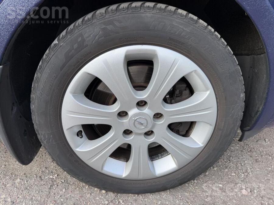 Zils Opel Meriva 2016 Jūrmala, ar dzinēja tilpumu 1.60 L un nobraukumu 250 tūkst. km par 6500 €, foto 32 vietnē AUTOMOTO.COM.LV