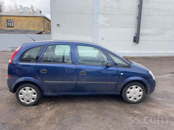 Blue Opel Meriva 2003 in Ogre, with an engine capacity of 1.60 L and mileage of 130 thousand km for 1100 €, photo 6 on AUTOMOTO.COM.LV