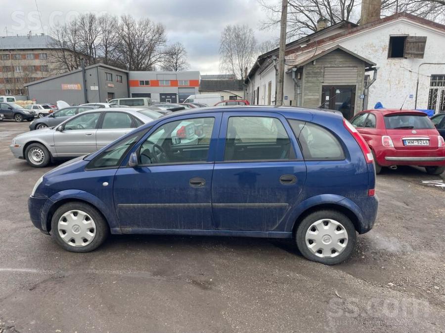 Blue Opel Meriva 2003 in Ogre, with an engine capacity of 1.60 L and mileage of 130 thousand km for 1100 €, photo 8 on AUTOMOTO.COM.LV