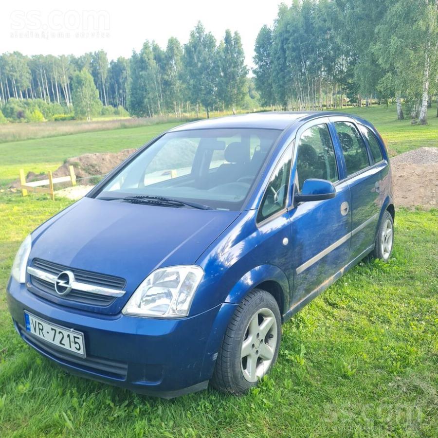 Blue Opel Meriva 2004 in Ogre, with an engine capacity of 1.60 L and mileage of 260 thousand km for 300 €, photo 1 on AUTOMOTO.COM.LV