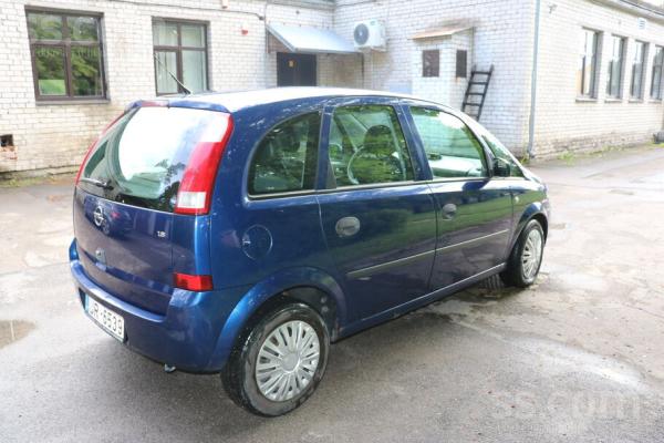 Blue Opel Meriva 2004 in Jelgava, with an engine capacity of 1.60 L and mileage of 215 thousand km for 1450 €, photo 4 on AUTOMOTO.COM.LV