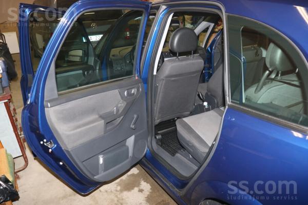 Blue Opel Meriva 2004 in Jelgava, with an engine capacity of 1.60 L and mileage of 215 thousand km for 1450 €, photo 7 on AUTOMOTO.COM.LV