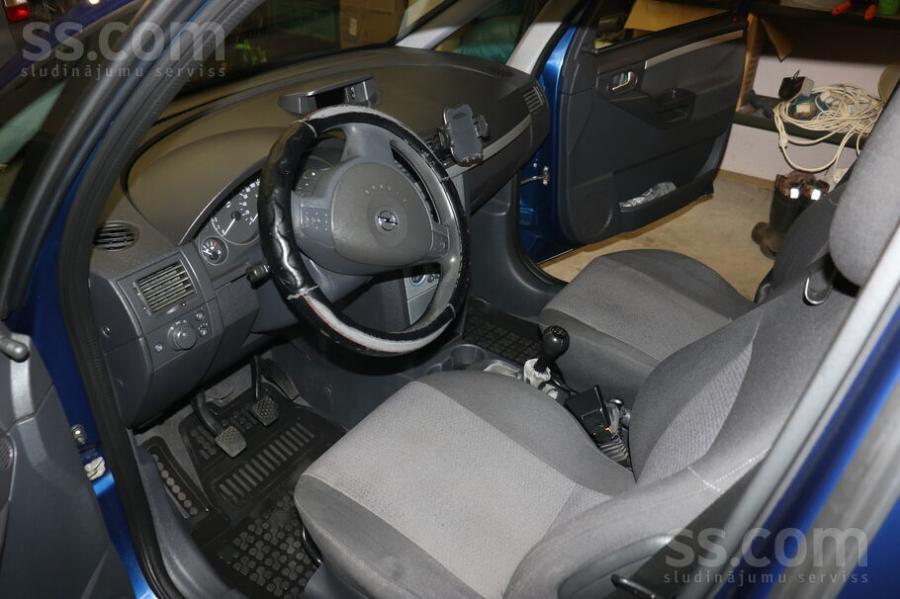 Zils Opel Meriva 2004 Jelgava, ar dzinēja tilpumu 1.60 L un nobraukumu 215 tūkst. km par 1450 €, foto 9 vietnē AUTOMOTO.COM.LV