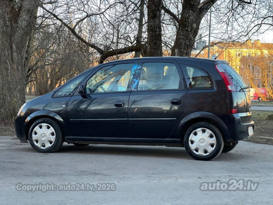 Blue Opel Meriva 2005 in Narva, with an engine capacity of 1.40 L and mileage of 220 thousand km for 999 €, photo 8 on AUTOMOTO.COM.LV
