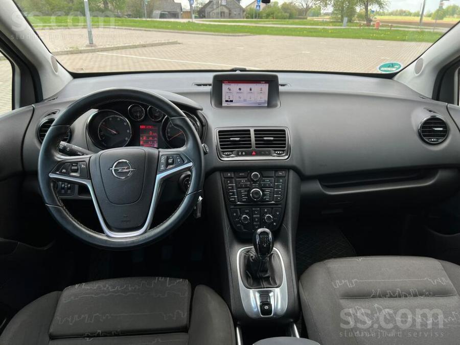 Blue Opel Meriva 2015 in Valmiera, with an engine capacity of 1.60 L and mileage of 181 thousand km for 5000 €, photo 7 on AUTOMOTO.COM.LV