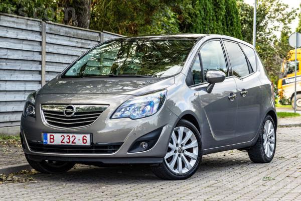 Brūns Opel Meriva 2010 Jelgava, ar dzinēja tilpumu 1.40 L un nobraukumu 210 tūkst. km par 4190 €, foto 1 vietnē AUTOMOTO.COM.LV