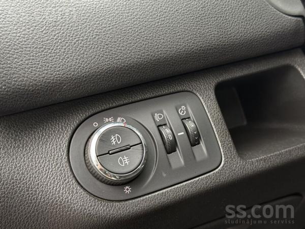 Brūns Opel Meriva 2011 Rīga, ar dzinēja tilpumu 1.40 L un nobraukumu 212 tūkst. km par 3190 €, foto 9 vietnē AUTOMOTO.COM.LV