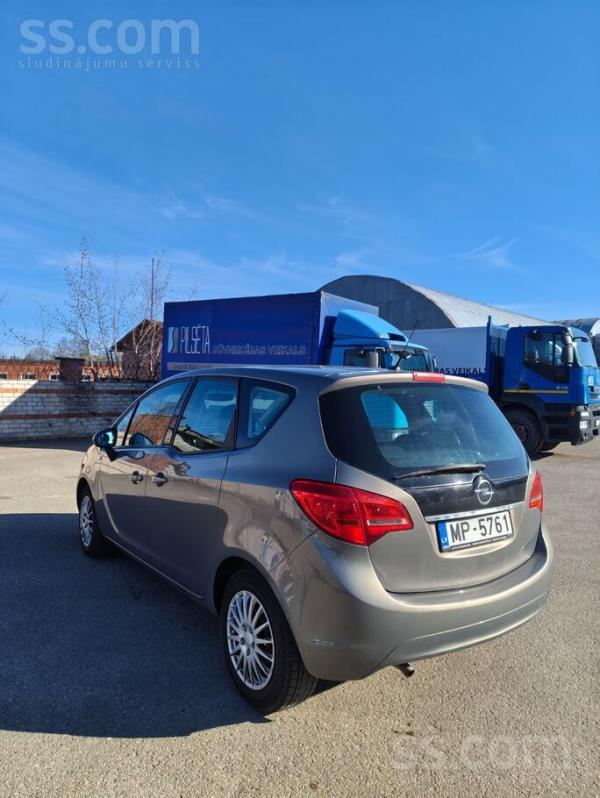 Brūns Opel Meriva 2011 Jelgava, ar dzinēja tilpumu 1.40 L un nobraukumu 252 tūkst. km par 2990 €, foto 3 vietnē AUTOMOTO.COM.LV