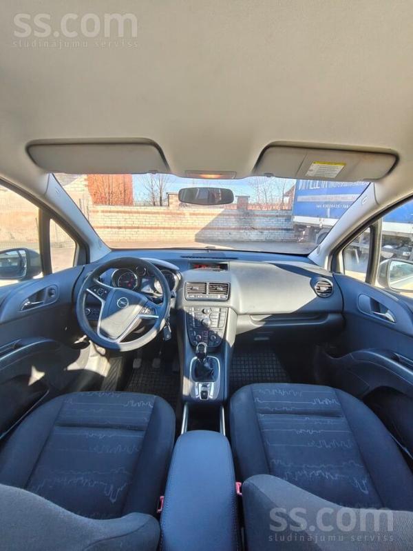 Brūns Opel Meriva 2011 Jelgava, ar dzinēja tilpumu 1.40 L un nobraukumu 252 tūkst. km par 2990 €, foto 4 vietnē AUTOMOTO.COM.LV