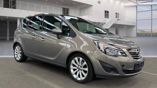 Brown Opel Meriva 2011 in Riga, with an engine capacity of 1.40 L and mileage of 244 thousand km for 4790 €, photo 4 on AUTOMOTO.COM.LV
