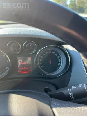 Brūns Opel Meriva 2011 Rīga, ar dzinēja tilpumu 1.70 L un nobraukumu 178 tūkst. km par 4250 €, foto 16 vietnē AUTOMOTO.COM.LV