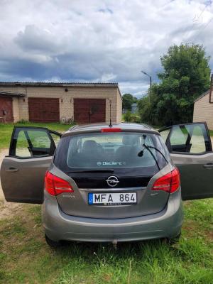 Brown Opel Meriva 2011 in Moletai, with an engine capacity of 1.69 L and mileage of 274 thousand km for 1500 €, photo 6 on AUTOMOTO.COM.LV