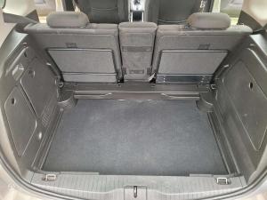 Brown Opel Meriva 2011 in Moletai, with an engine capacity of 1.69 L and mileage of 274 thousand km for 1500 €, photo 29 on AUTOMOTO.COM.LV