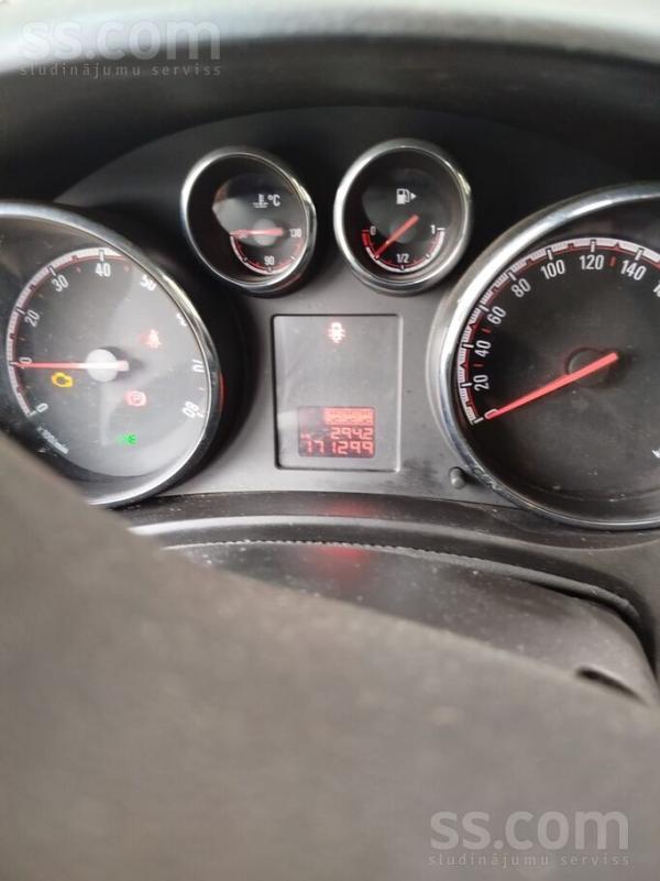 Brūns Opel Meriva 2011 Rīga, ar dzinēja tilpumu 1.40 L un nobraukumu 172 tūkst. km par 2100 €, foto 5 vietnē AUTOMOTO.COM.LV