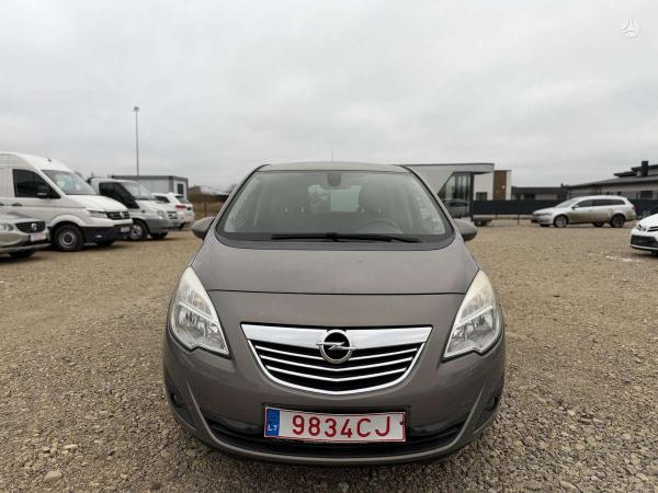Brūns Opel Meriva 2012 Šauļi, ar dzinēja tilpumu 1.40 L un nobraukumu 288 tūkst. km par 3200 €, foto 2 vietnē AUTOMOTO.COM.LV