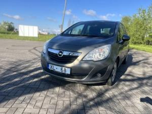 Brown Opel Meriva 2012 in Grobiņa, with an engine capacity of 1.70 L and mileage of 260 thousand km for 3400 €, photo 3 on AUTOMOTO.COM.LV