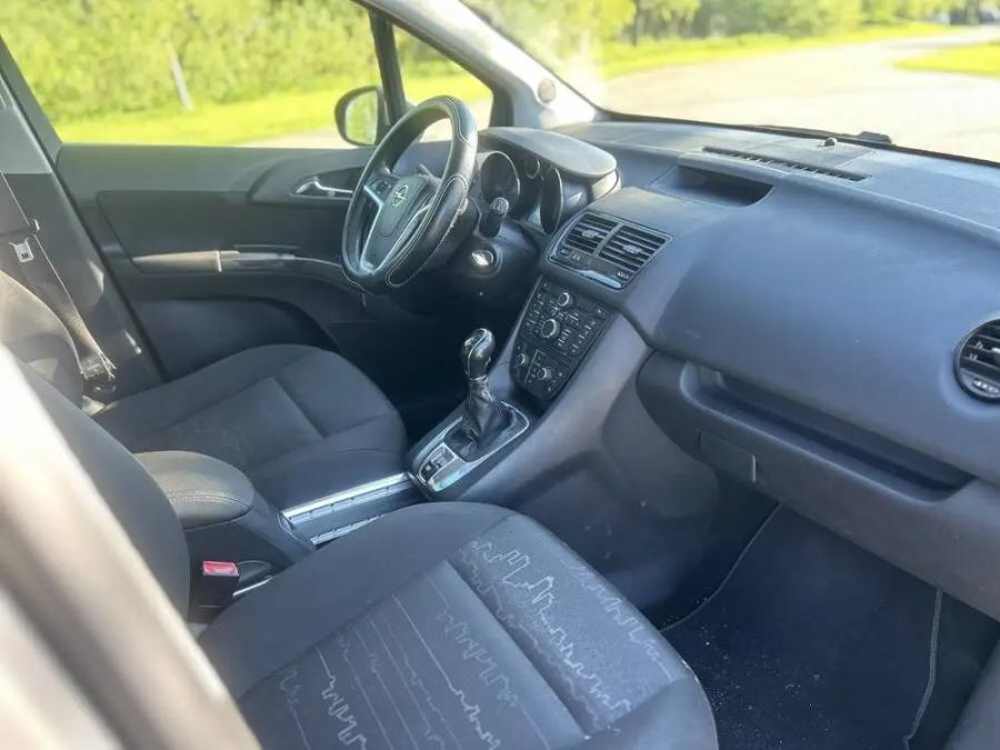 Brown Opel Meriva 2012 in Grobiņa, with an engine capacity of 1.70 L and mileage of 260 thousand km for 3400 €, photo 7 on AUTOMOTO.COM.LV