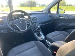 Brown Opel Meriva 2012 in Grobiņa, with an engine capacity of 1.70 L and mileage of 260 thousand km for 3400 €, photo 8 on AUTOMOTO.COM.LV