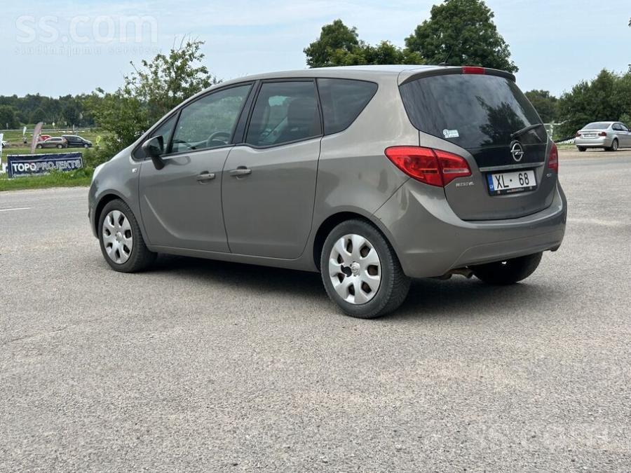 Brown Opel Meriva 2012 in Liepaja, with an engine capacity of 1.70 L and mileage of 260 thousand km for 3400 €, photo 6 on AUTOMOTO.COM.LV