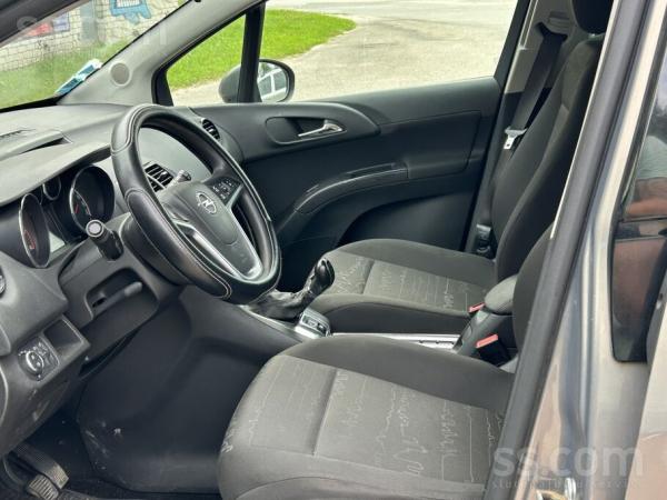 Brown Opel Meriva 2012 in Liepaja, with an engine capacity of 1.70 L and mileage of 260 thousand km for 3400 €, photo 8 on AUTOMOTO.COM.LV