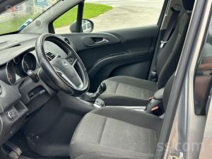 Brown Opel Meriva 2012 in Liepaja, with an engine capacity of 1.70 L and mileage of 260 thousand km for 3400 €, photo 8 on AUTOMOTO.COM.LV