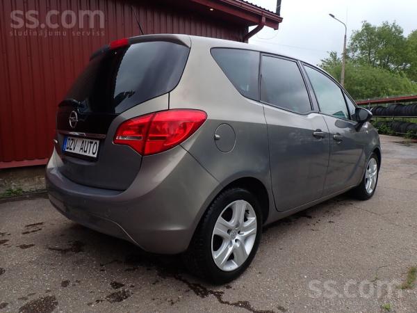 Brown Opel Meriva 2014 in Liepaja, with an engine capacity of 1.60 L and mileage of 209 thousand km for 6950 €, photo 2 on AUTOMOTO.COM.LV