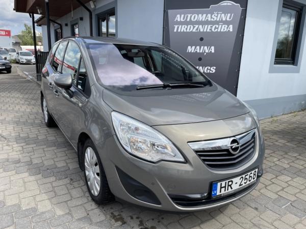 Brown Opel Meriva 2006 in Riga, with an engine capacity of 1.40 L and mileage of 228 thousand km for 4200 €, photo 1 on AUTOMOTO.COM.LV